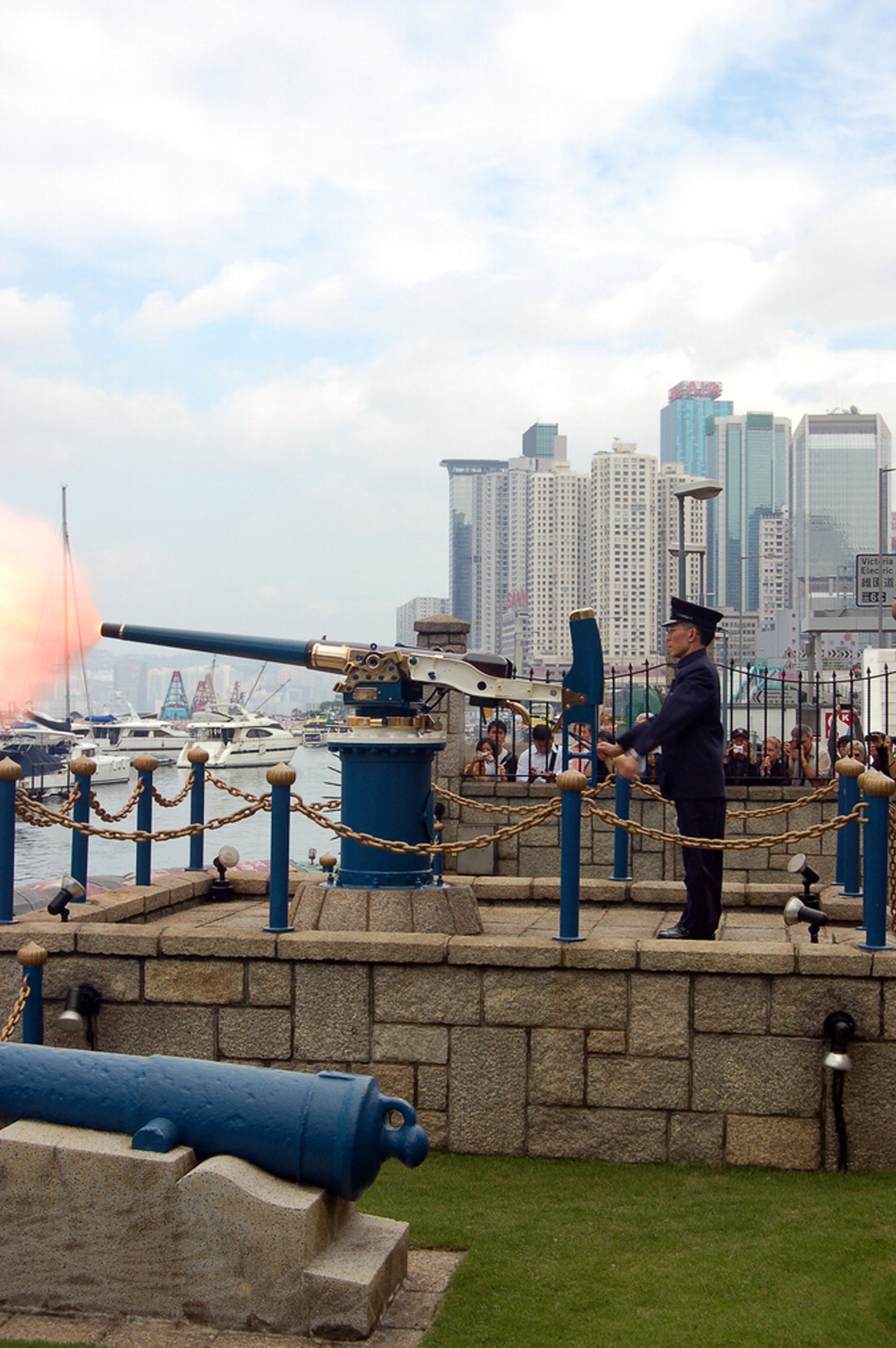 ヌーン・デイ・ガンの観光情報（歴史・料金・行き方・営業時間） - HowTravel