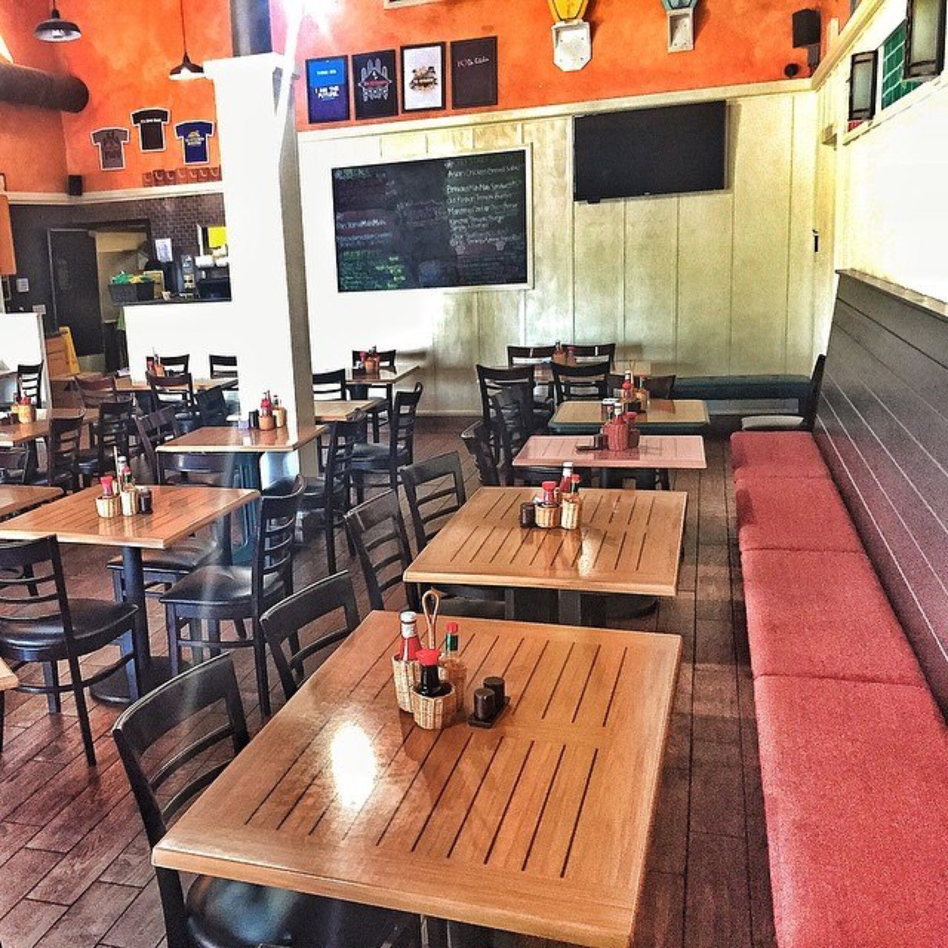 ダ・キッチンカフルイのおすすめ料理、料金、アクセス・行き方、営業時間、予約 - HowTravel